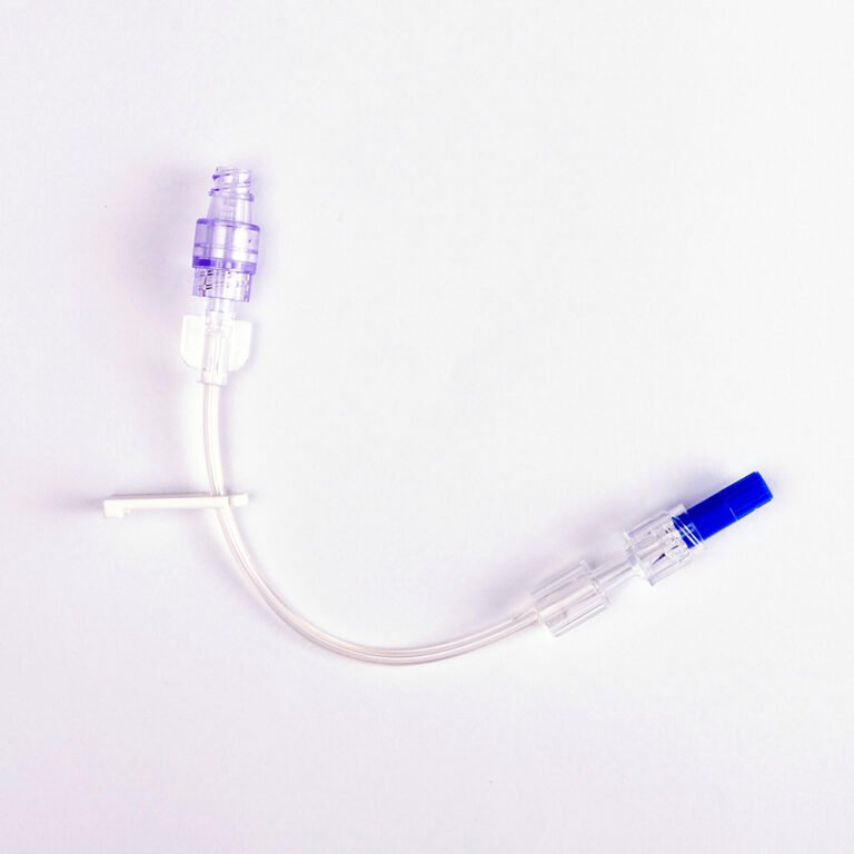 Single Lumen Extension Set with Neutral Needlefree Valve – Oncosem